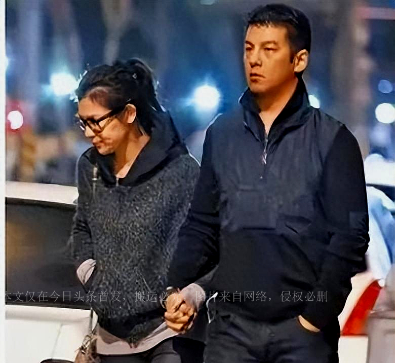 Wutong sister followed her stepmother Lin Ruoya to live in the United ...