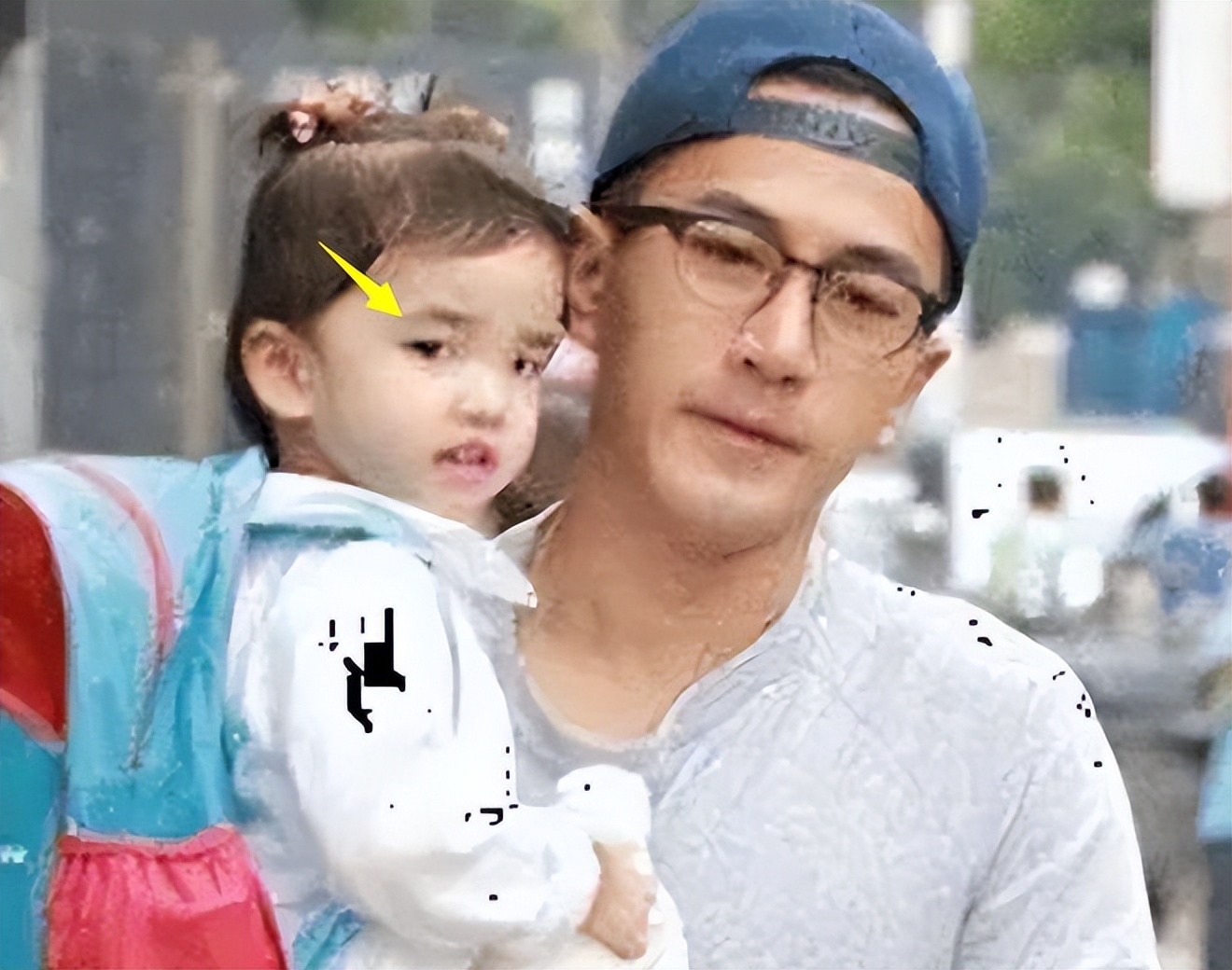 Hawick Lau's 9-year-old daughter's profile photo was exposed, her eyes ...