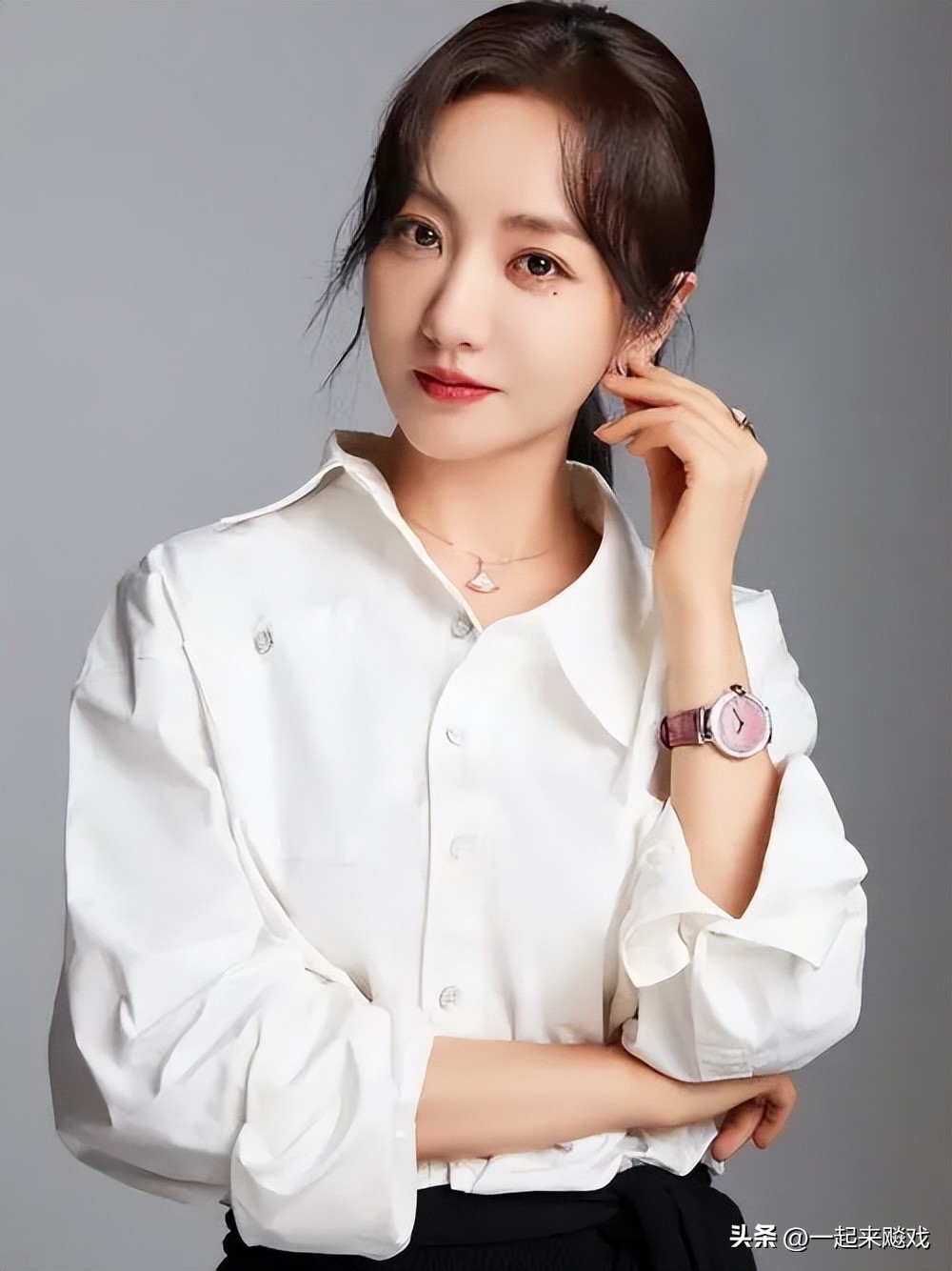 "The Stunner in the World" Yang Rong, with a variety of styles - iNEWS