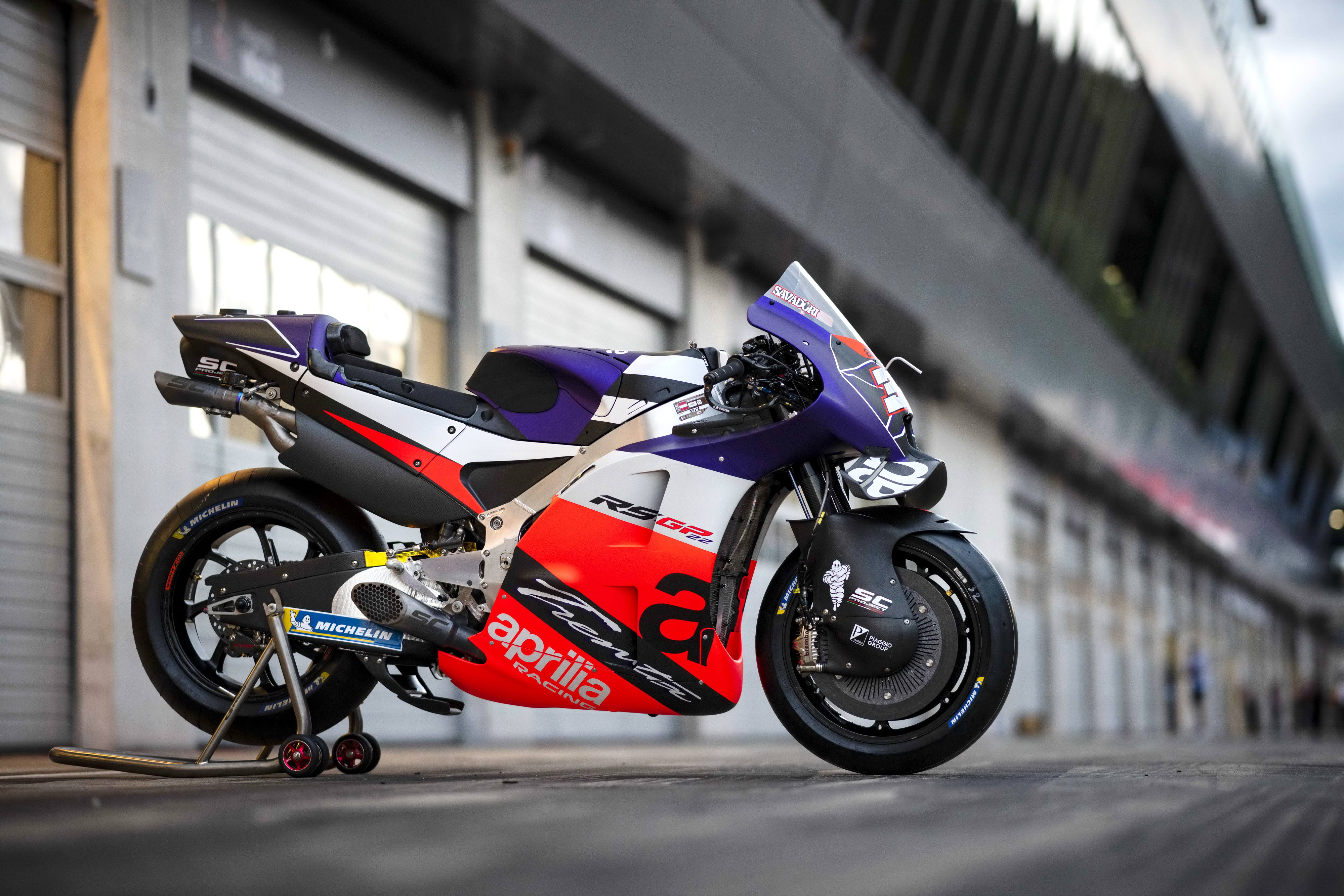MotoGP Austria: Apulia RS-GP Commemorative Pattern and Tail Wing - iNEWS