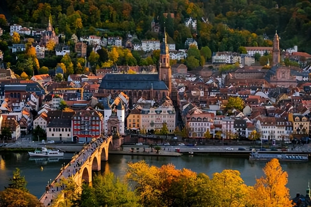 How did Germany recover so quickly after World War I? Hitler's rescue ...