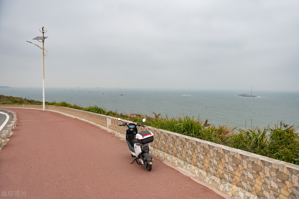 The Taiwan military has strengthened the fortification of 14 landing ...