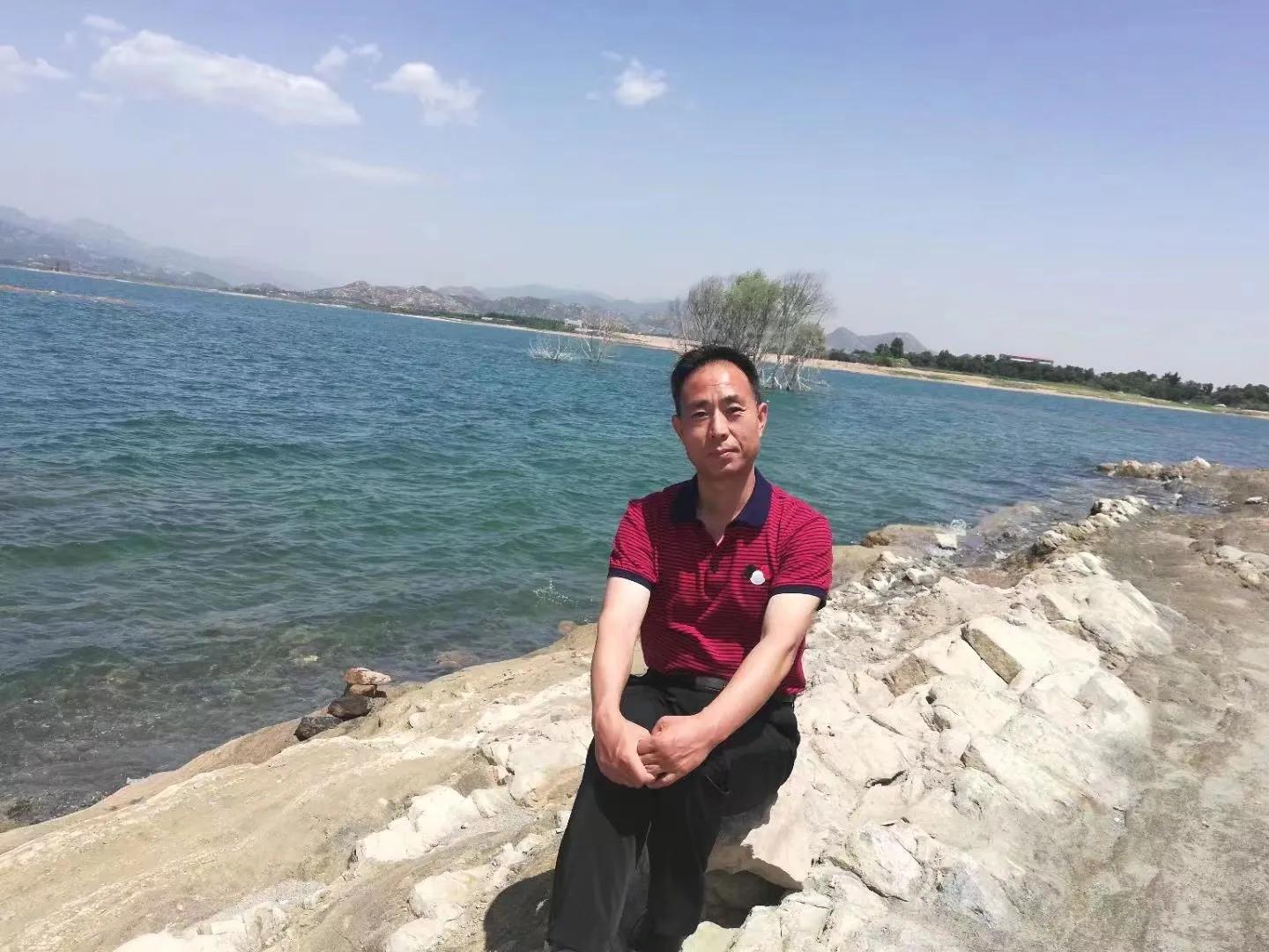 Liu Haiping Appreciating Pomegranate Flowers (Another song) - iMedia