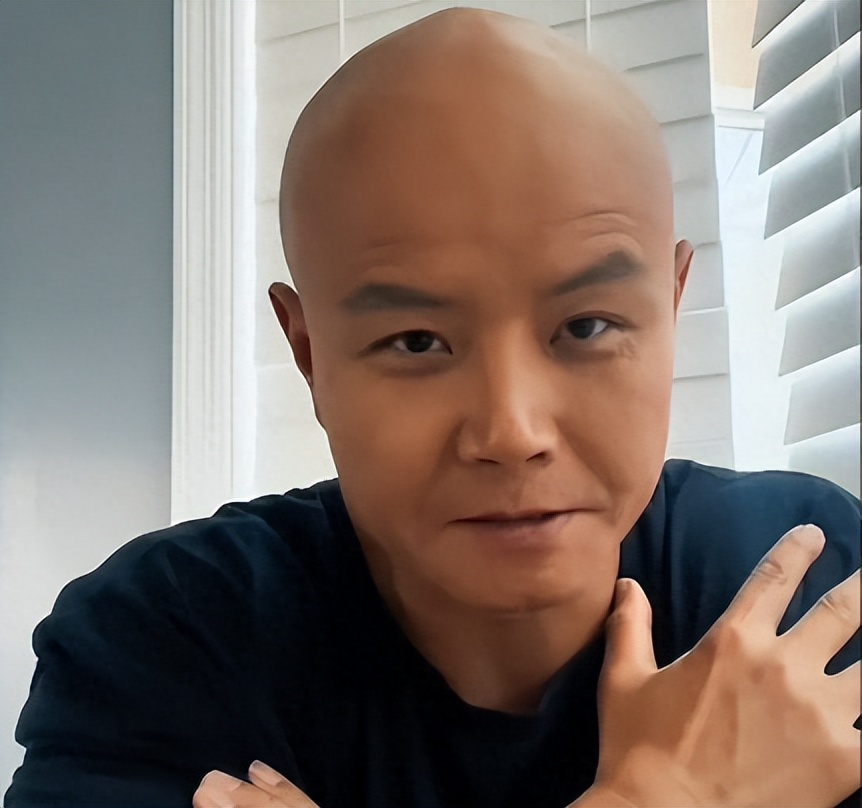 Le Jia broke the news about the big melon: Poor Coco Lee's unfair experience, revealing the ...