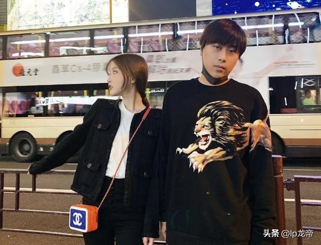 Lu Benwei's girlfriend's peripheral works exposed real hammer? UU Weibo asked questions, laughed ...