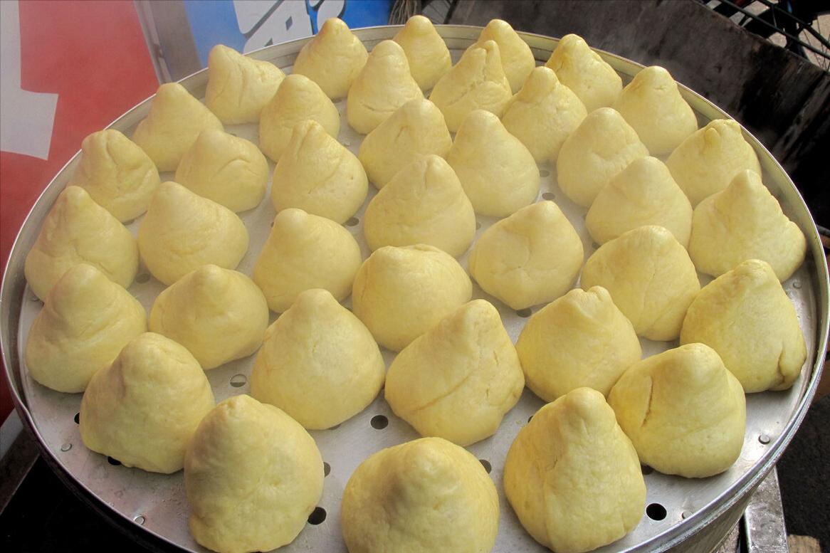 Steamed wotou, only put cornmeal is a big mistake, add 2 more ...