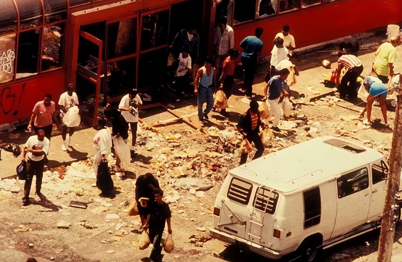 Why does no one in the United States dare to mess with Koreans? 1992 ...