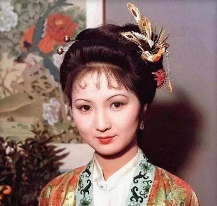 A low-key and loving actor couple, Tao Zeru and his wife are alumni ...