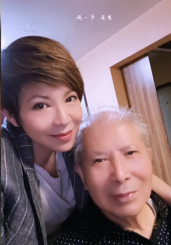 Hang Tianqi: Expressing filial piety through singing - iNEWS