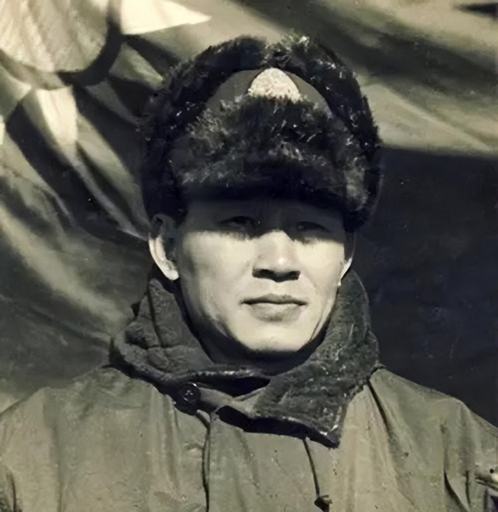 In 1988, Sun Liren's subordinates brought a photo back to Taiwan from ...