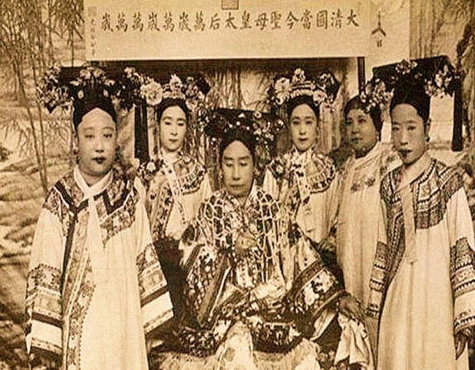 Empress Dowager Longyu looks so ugly, Yuan Shikai still considers ...