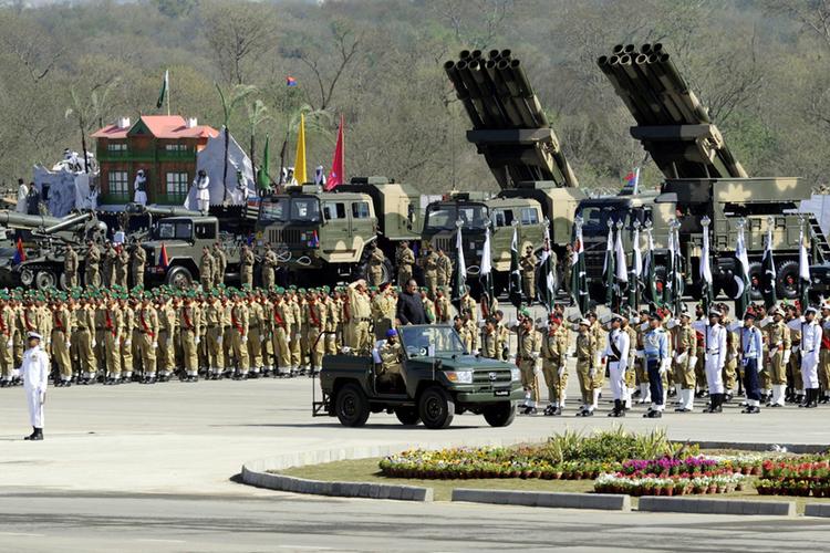 Who is stronger in military power between Pakistan and Iran? - iNEWS