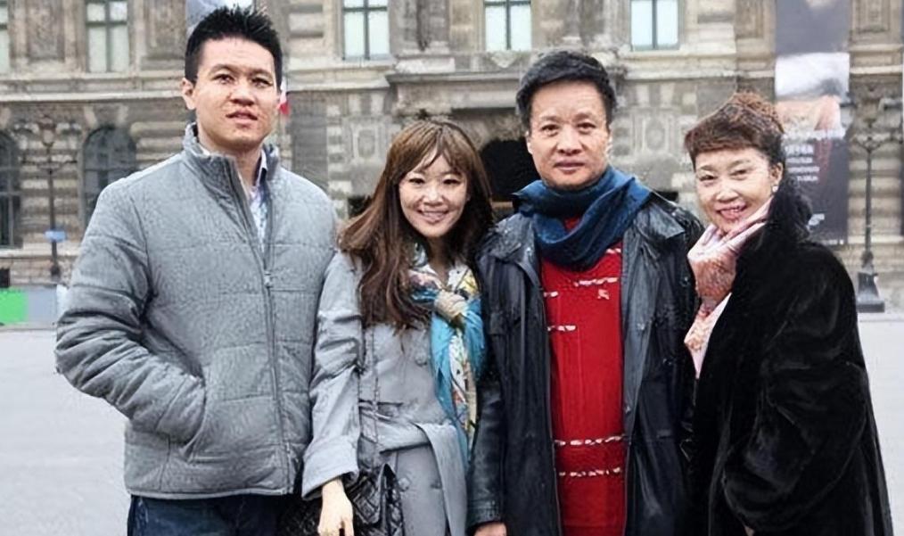 Yan Weiwen: He and Liu Weixing have been in a long-distance ...