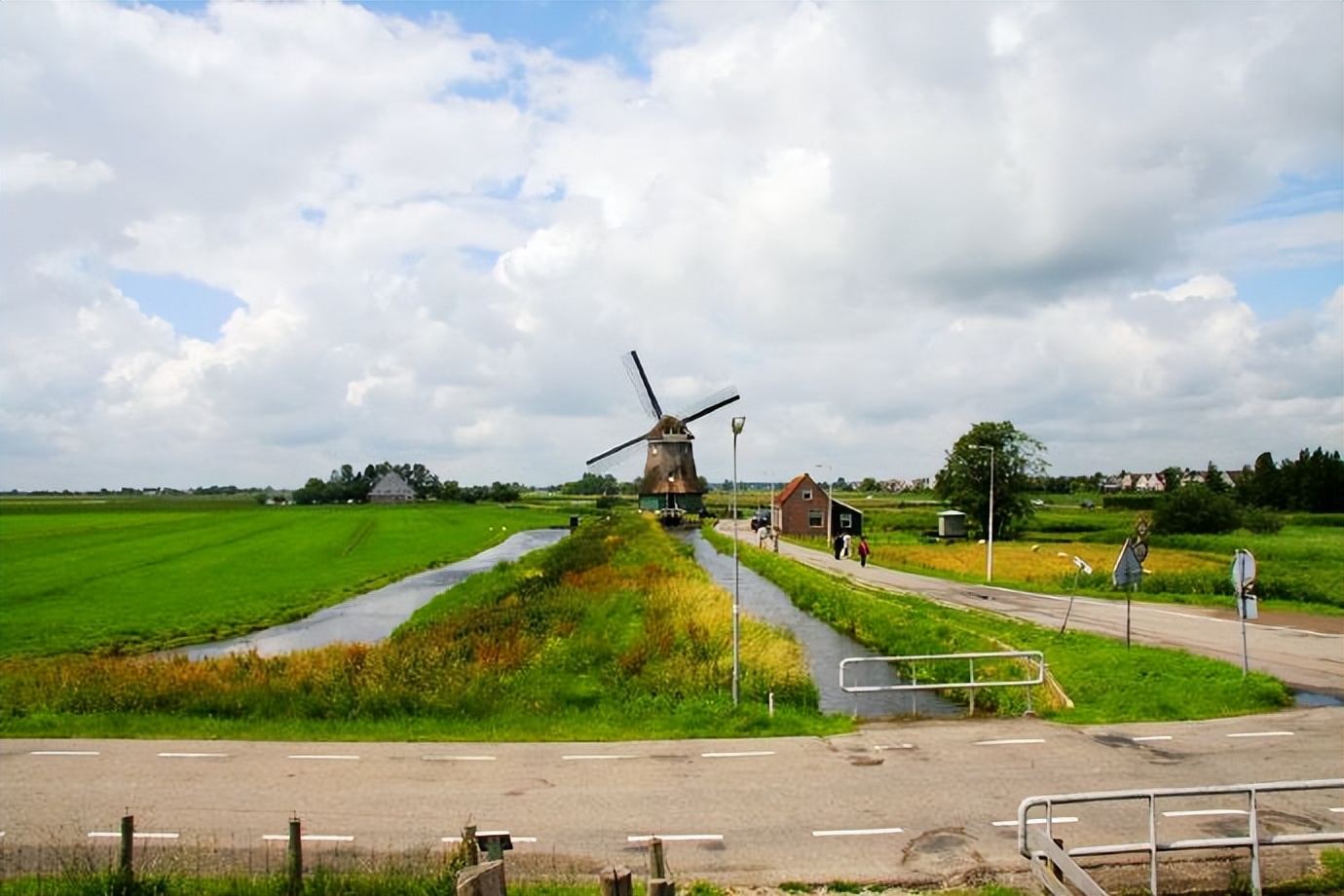 The fairytale windmill town - Zadam "Netherlands" - iMedia