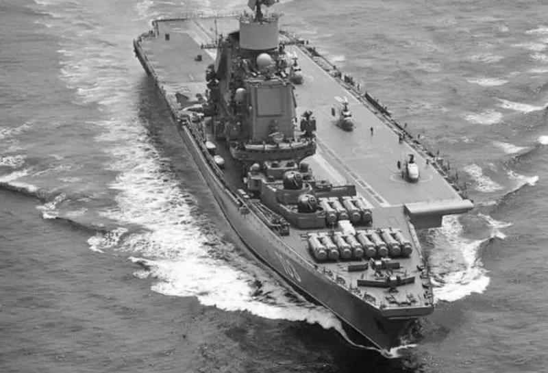 How powerful was the Soviet military at its peak? - iNEWS