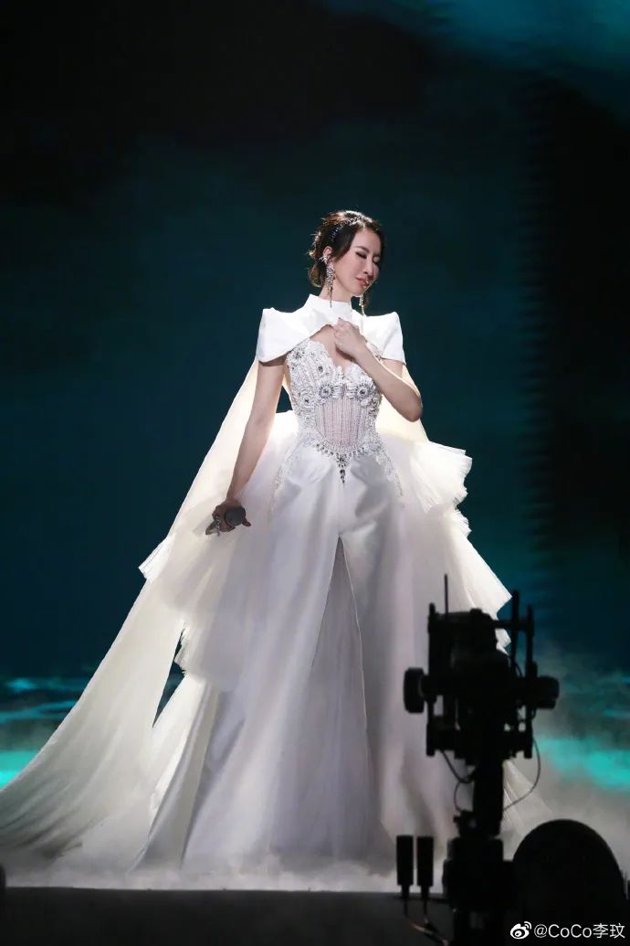 The eternal pride of the Chinese people——Coco Lee - iNEWS