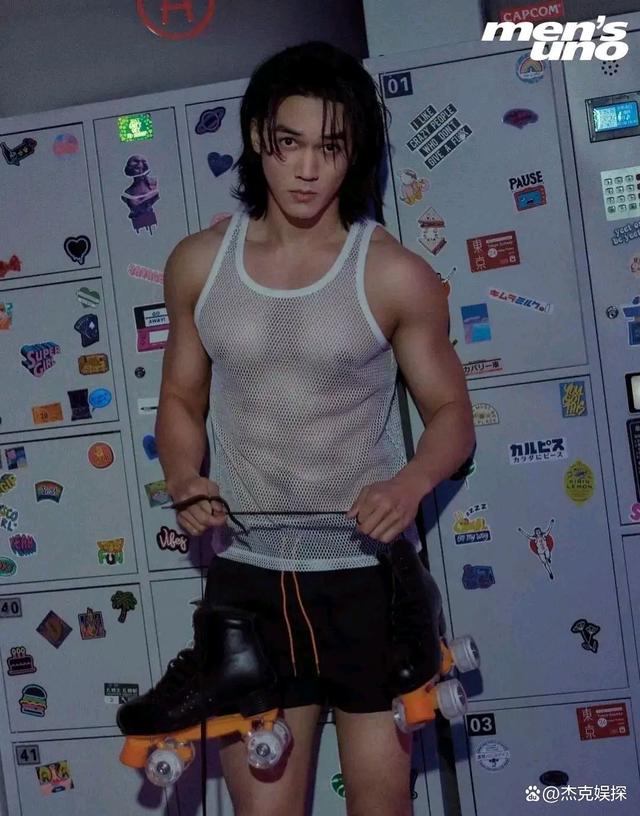 Why are gay men obsessed with the big chest muscles in "Fengshen"? - iMedia