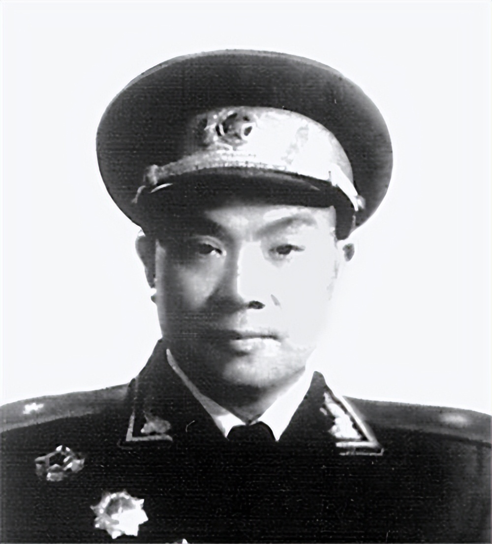 A brigade commander sent a map, and Liu Bocheng said with a smile: Li ...