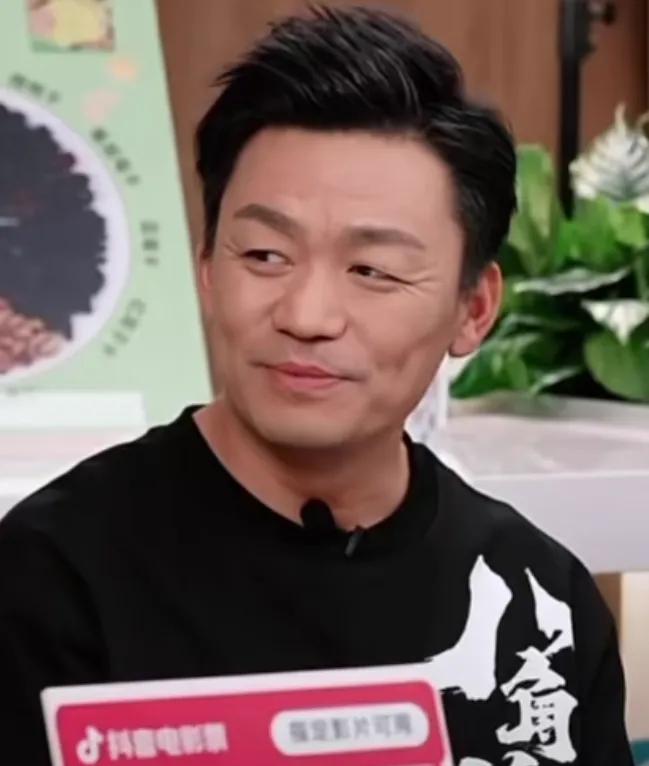 Dong Yuhui's interview with Wang Baoqiang was on the hot search, Mr. Yu ...