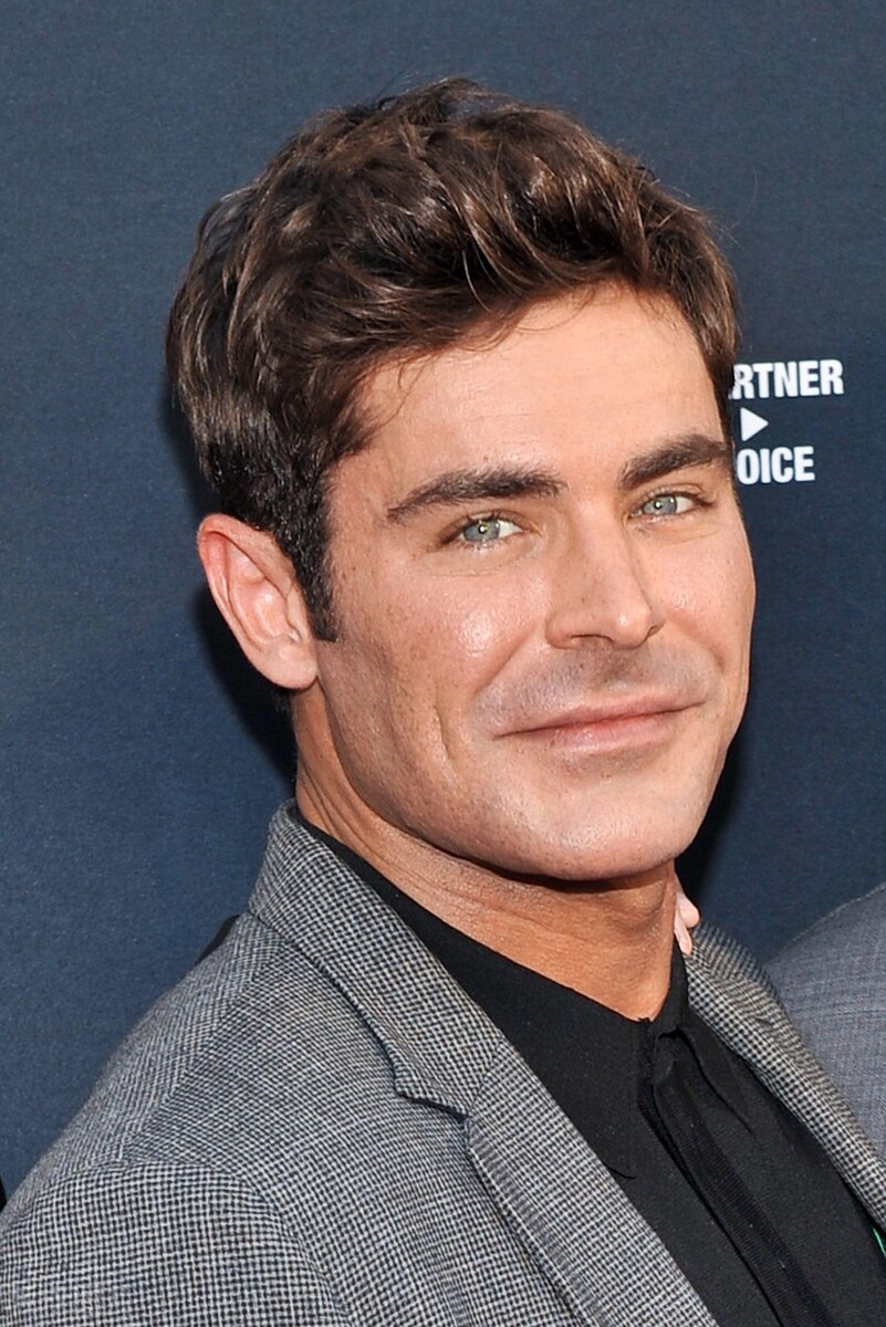 Zac Efron Opens Up About Using Steroids To Deal With Hollywood Body ...