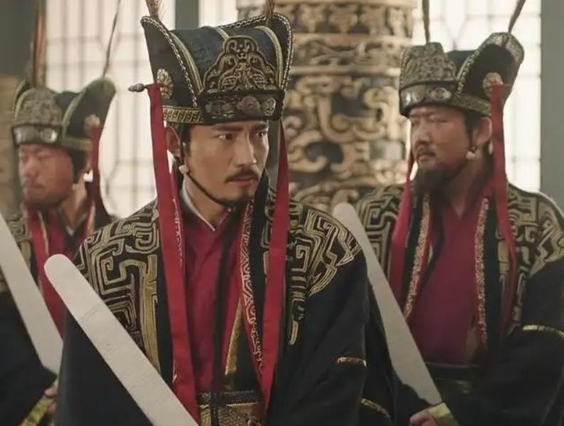 A Brief Talk on the Rise and Fall of Gentry and Gatekeepers - iNEWS