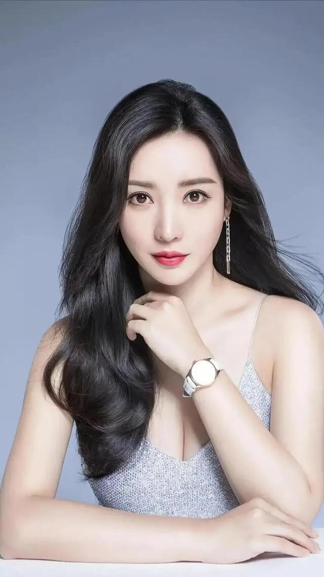 Home Goddess ~ Liu Yan - iNEWS