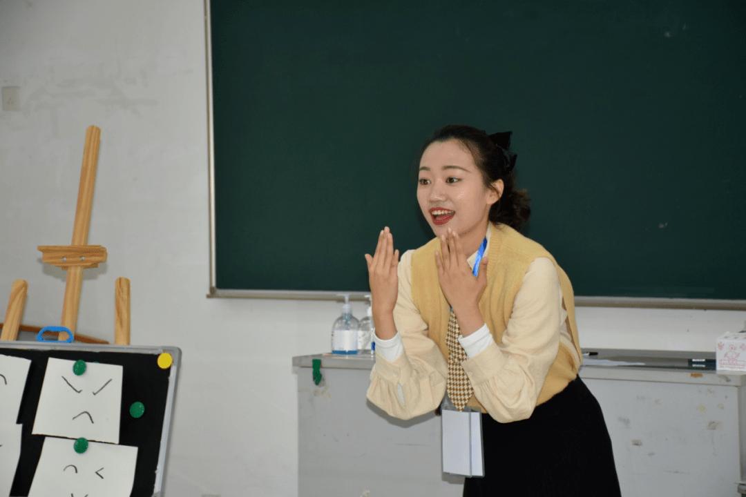 The "decent job" in the eyes of parents is actually exquisite and poor ...