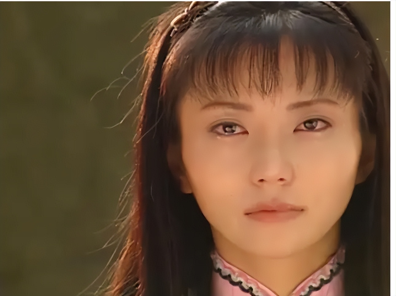 13 years ago, what happened to Wang Yu who let Li Yu wear a wedding ...