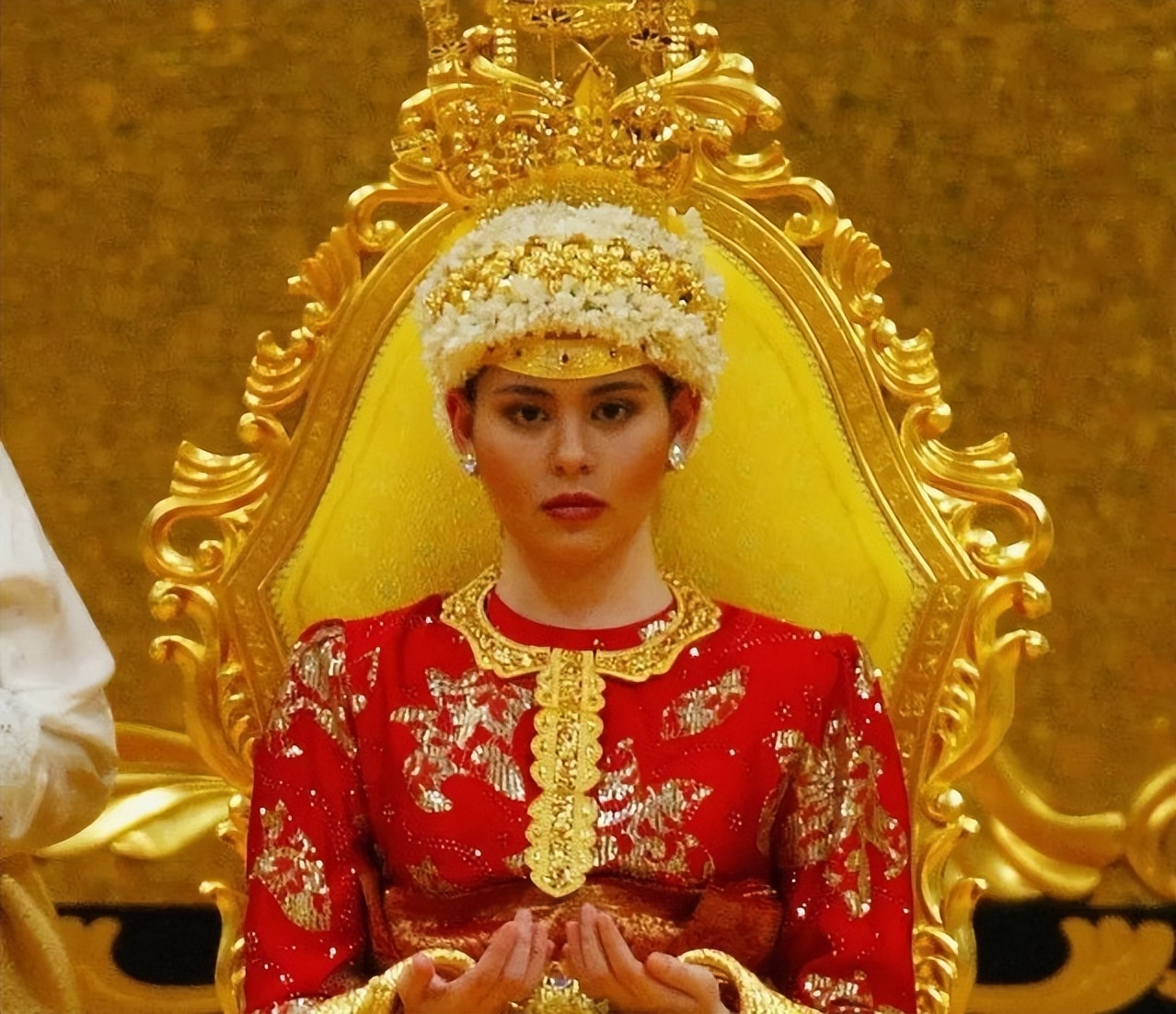The 17-year-old girl married into the royal family of Brunei, gave ...