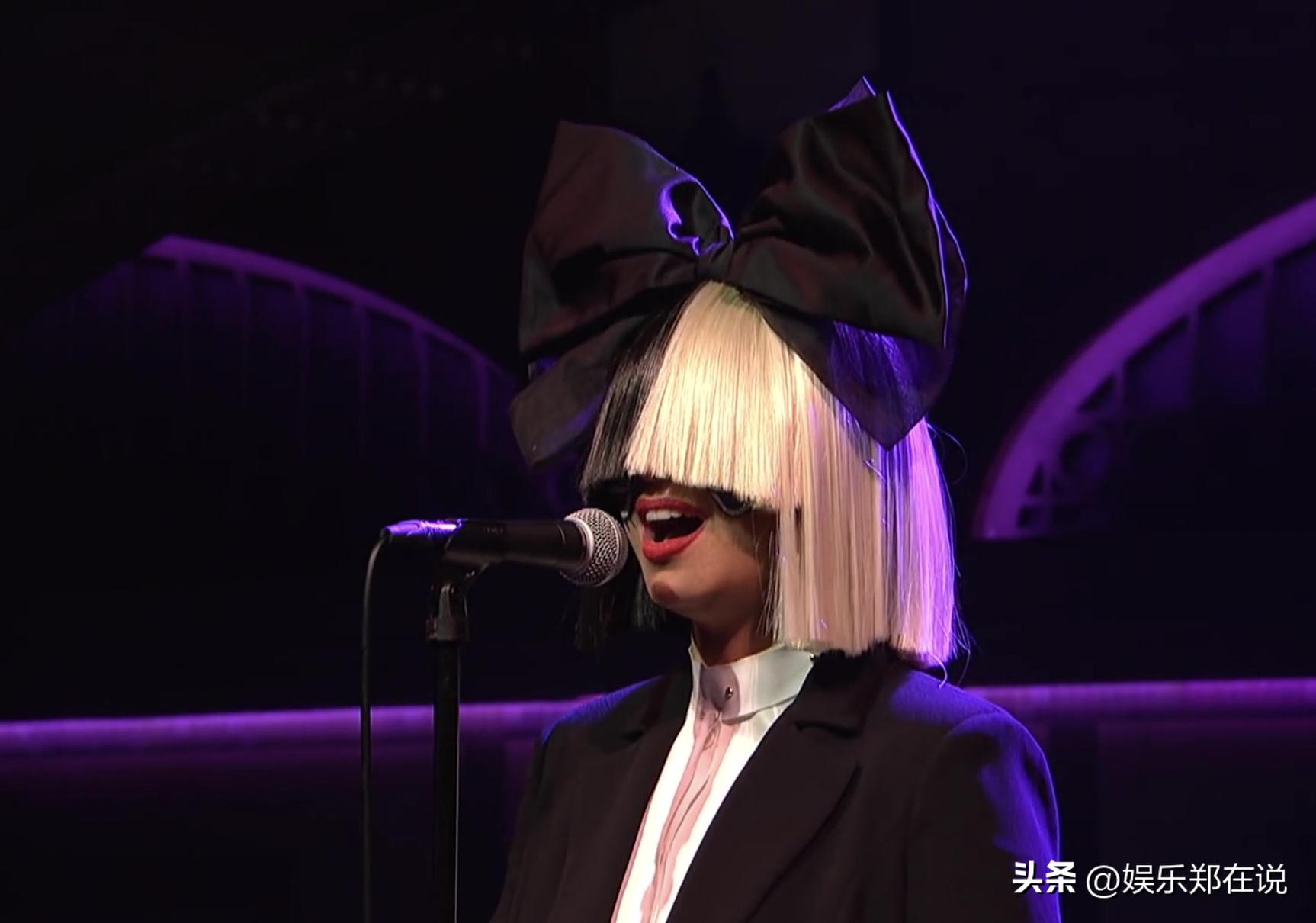 Singer Sia is getting married - iMedia
