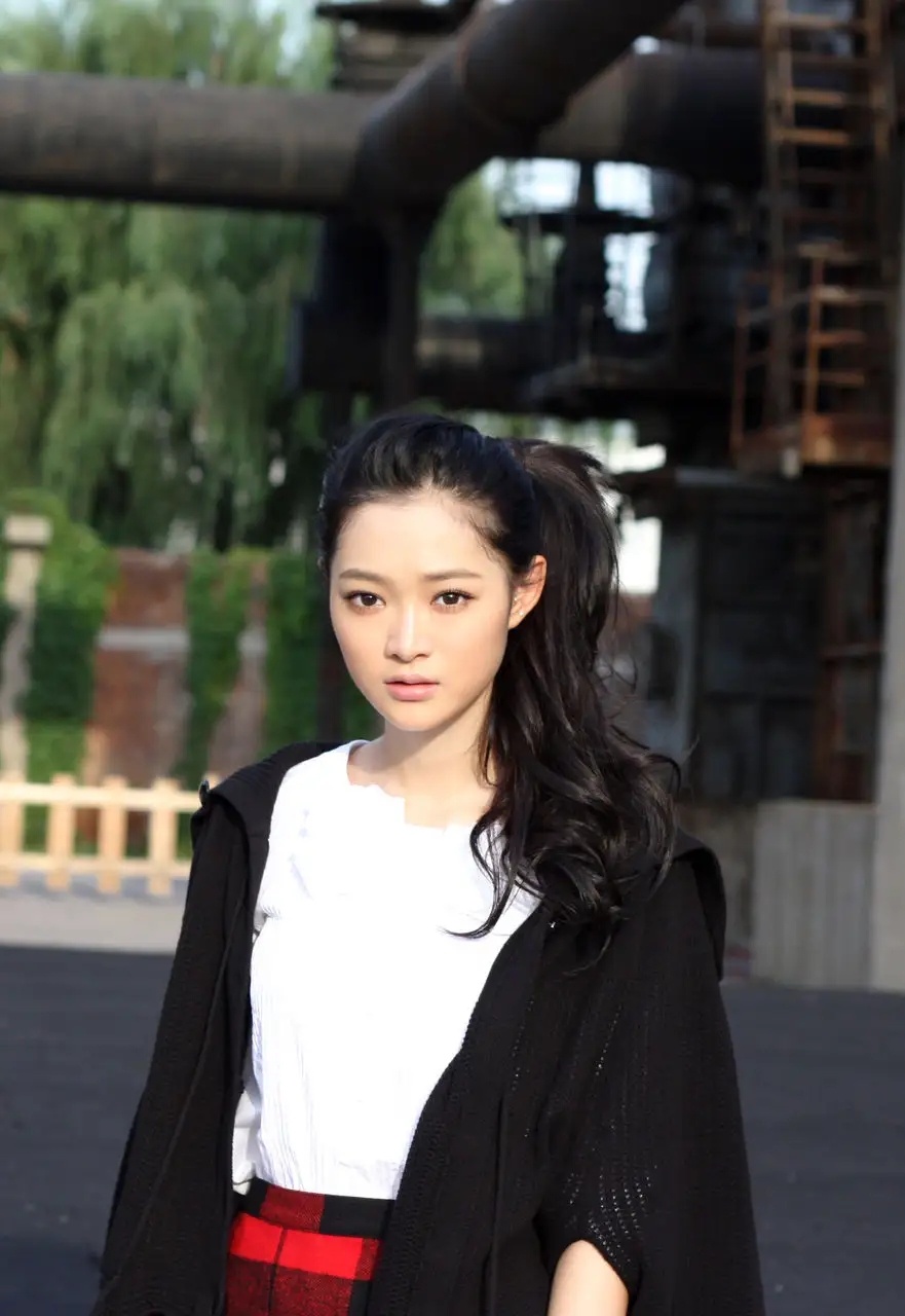 Mingyang Entertainment - Beauty Star - He Zhuoyan - iNEWS