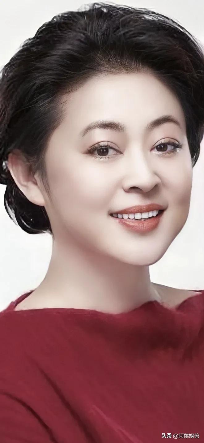 Ni Ping meets Yan Ni, who is better than the two beauties - iNEWS