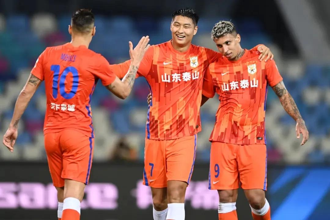 Guo Tianyu, who has returned from studying abroad, has lost more than half of his martial arts ...