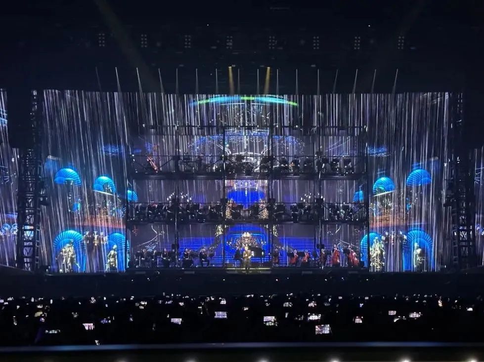 Heavenly King Jacky Cheung is back! World-class audio and lighting ...