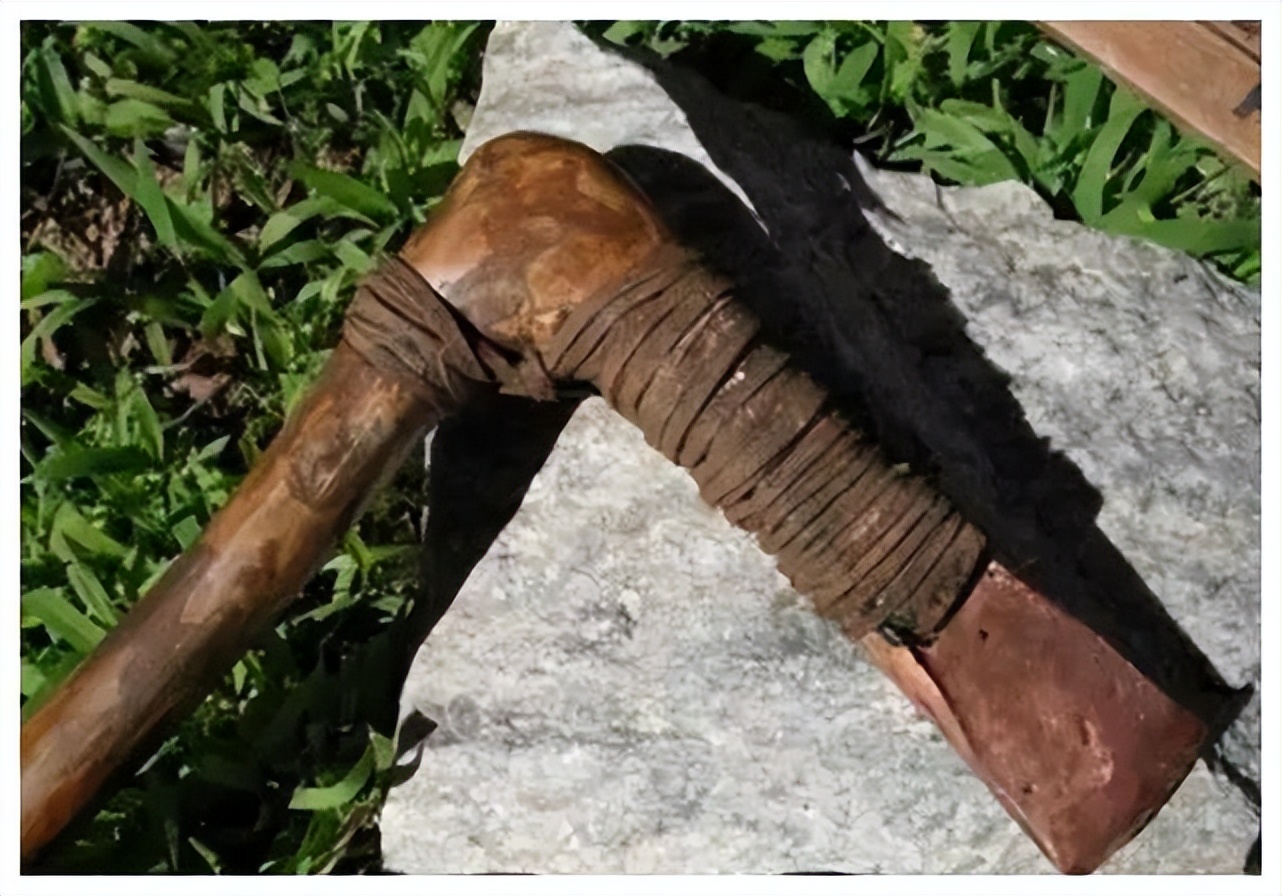 Mysterious tattoos appear on a thousand-year-old ice corpse in the Alps ...