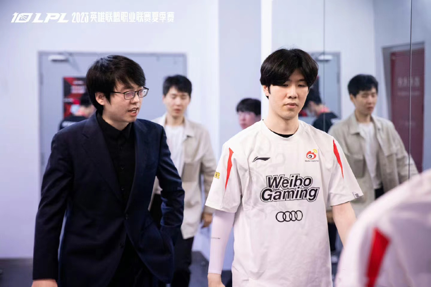 Joker blogged about Theshy sending 3 waves in a row: To be fair, I didn ...