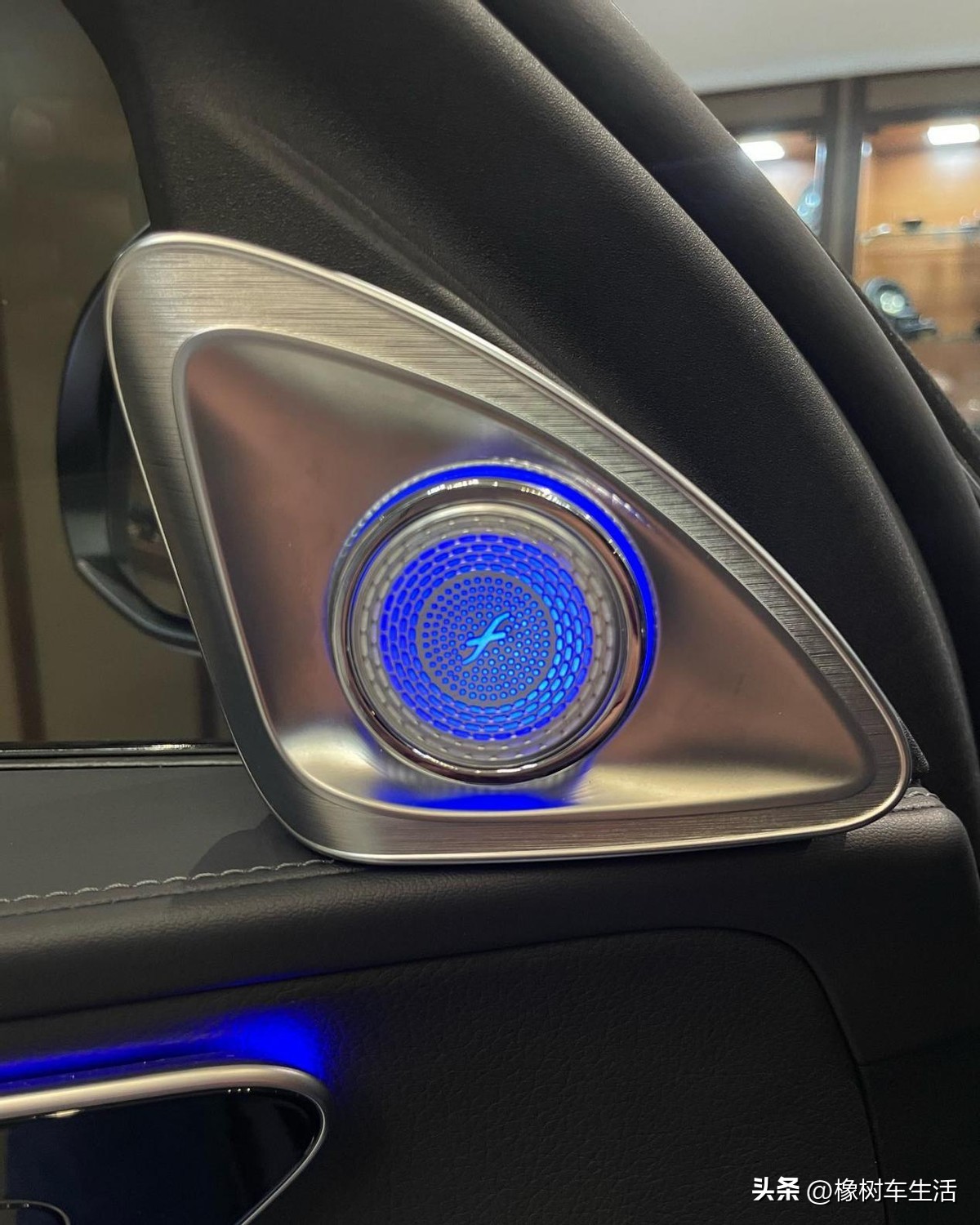 Turkey's Mercedes-Benz W206 upgrades the Italian STEG special car horn, the one that fits is the ...