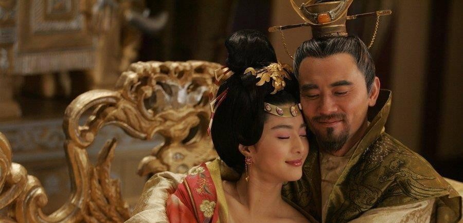 Yang Yuhuan, the peerless beauty, her beauty moved the Tang Dynasty ...