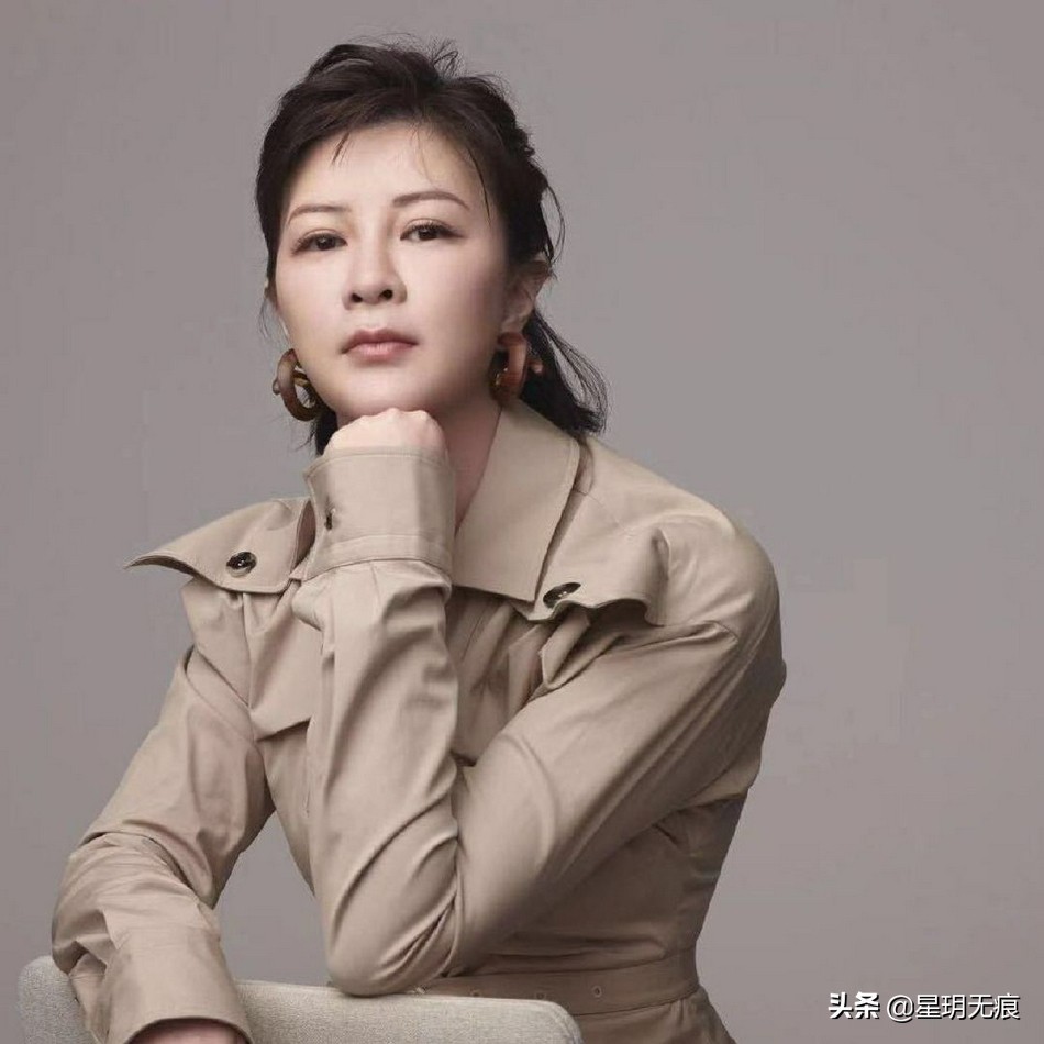 Du Hua appeared at Xiao Zhan's "Dream Like a Dream" performance site ...