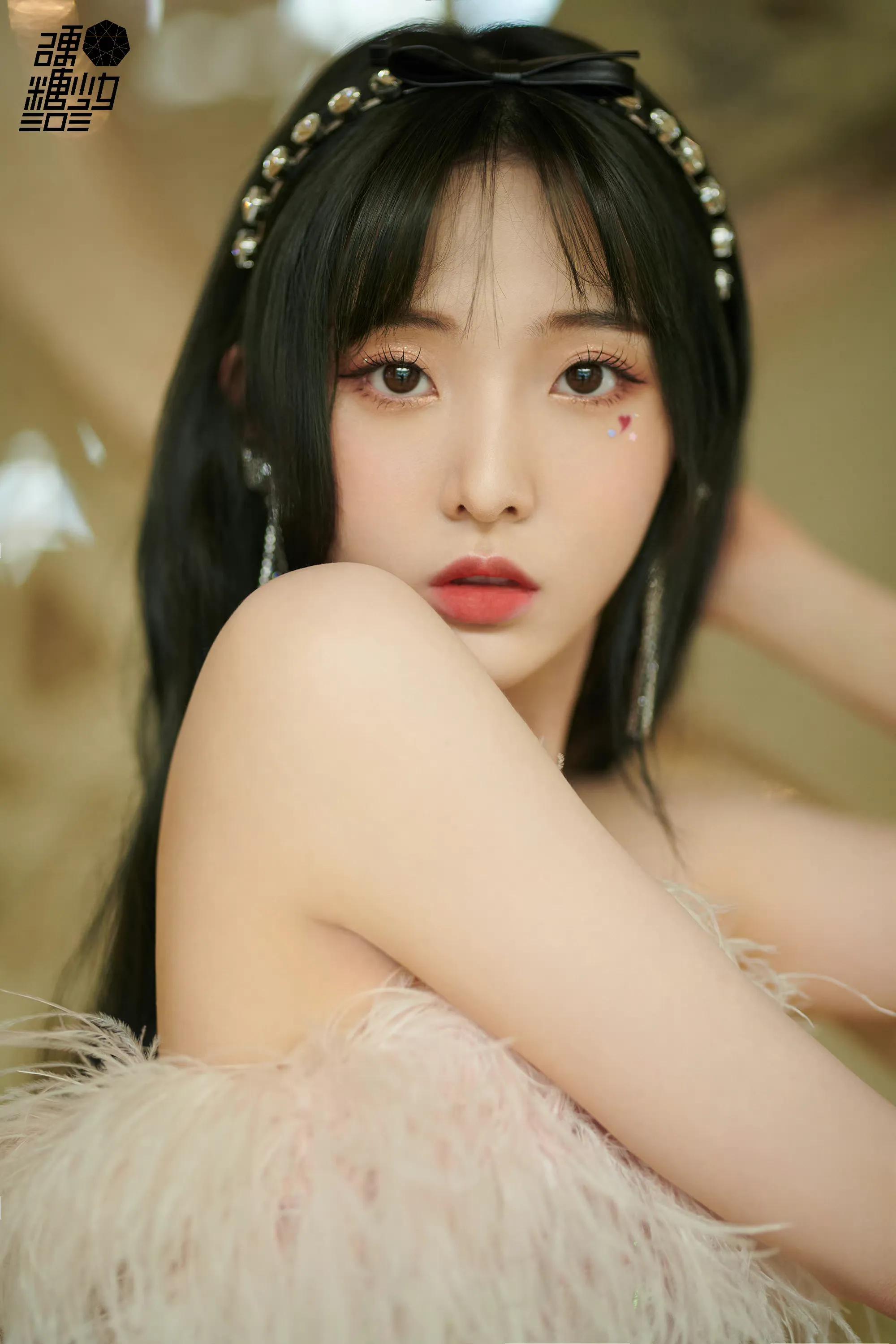 Zheng Naixin is so beautiful - iNEWS