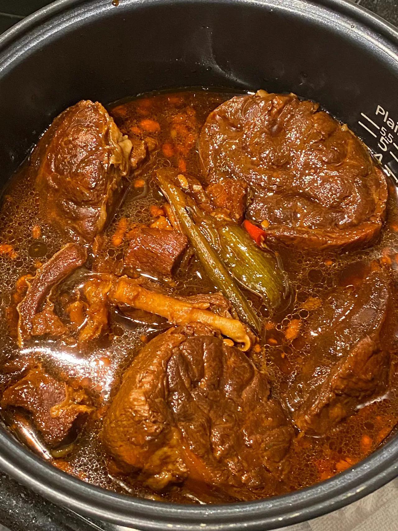 Braised beef tendon, this method is delicious to my heart - iNEWS