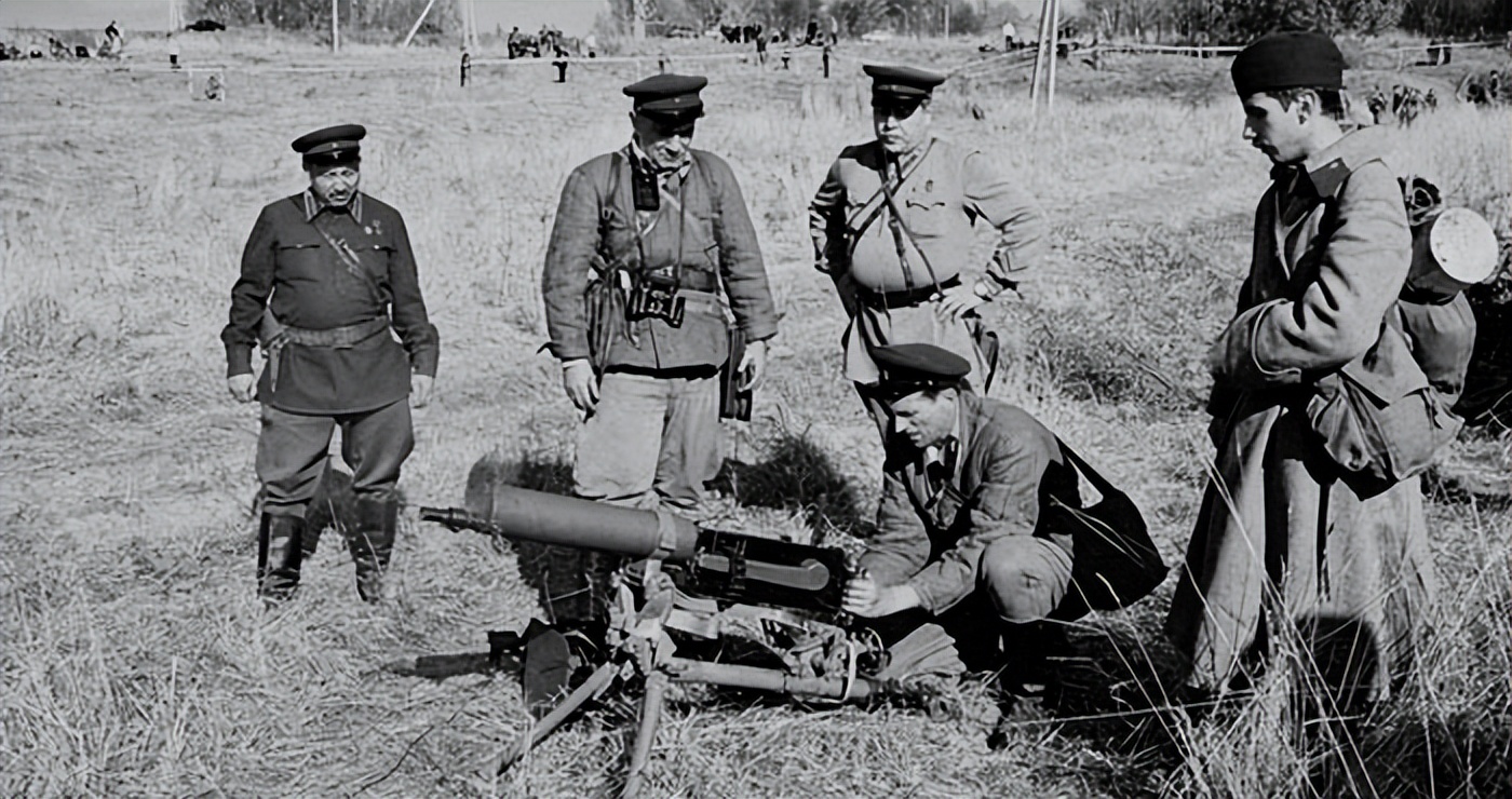 The army was defeated like a mountain, and Stalin issued military order ...