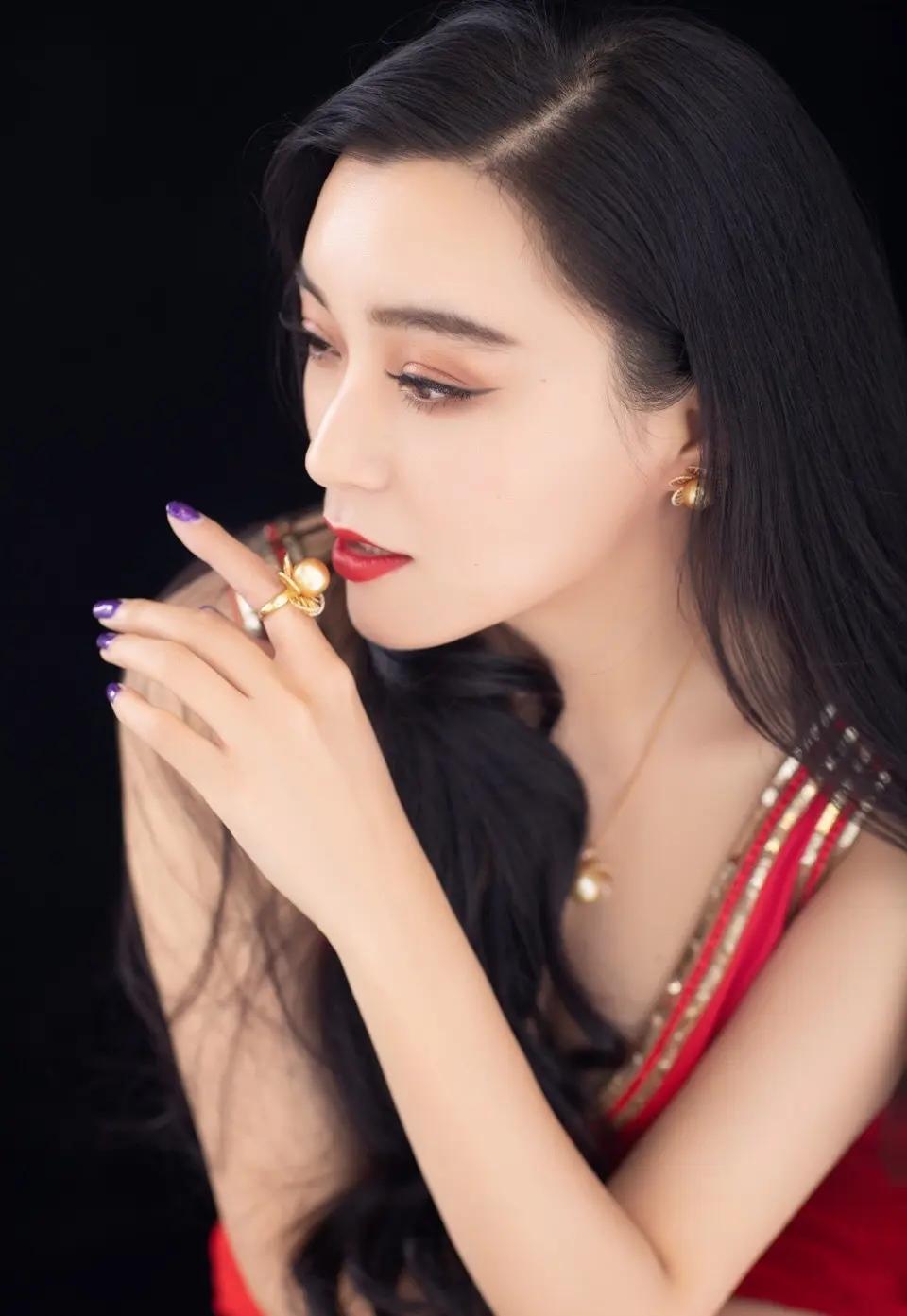 Mingyang Entertainment—Beauty Star—Wang Yanan - iNEWS