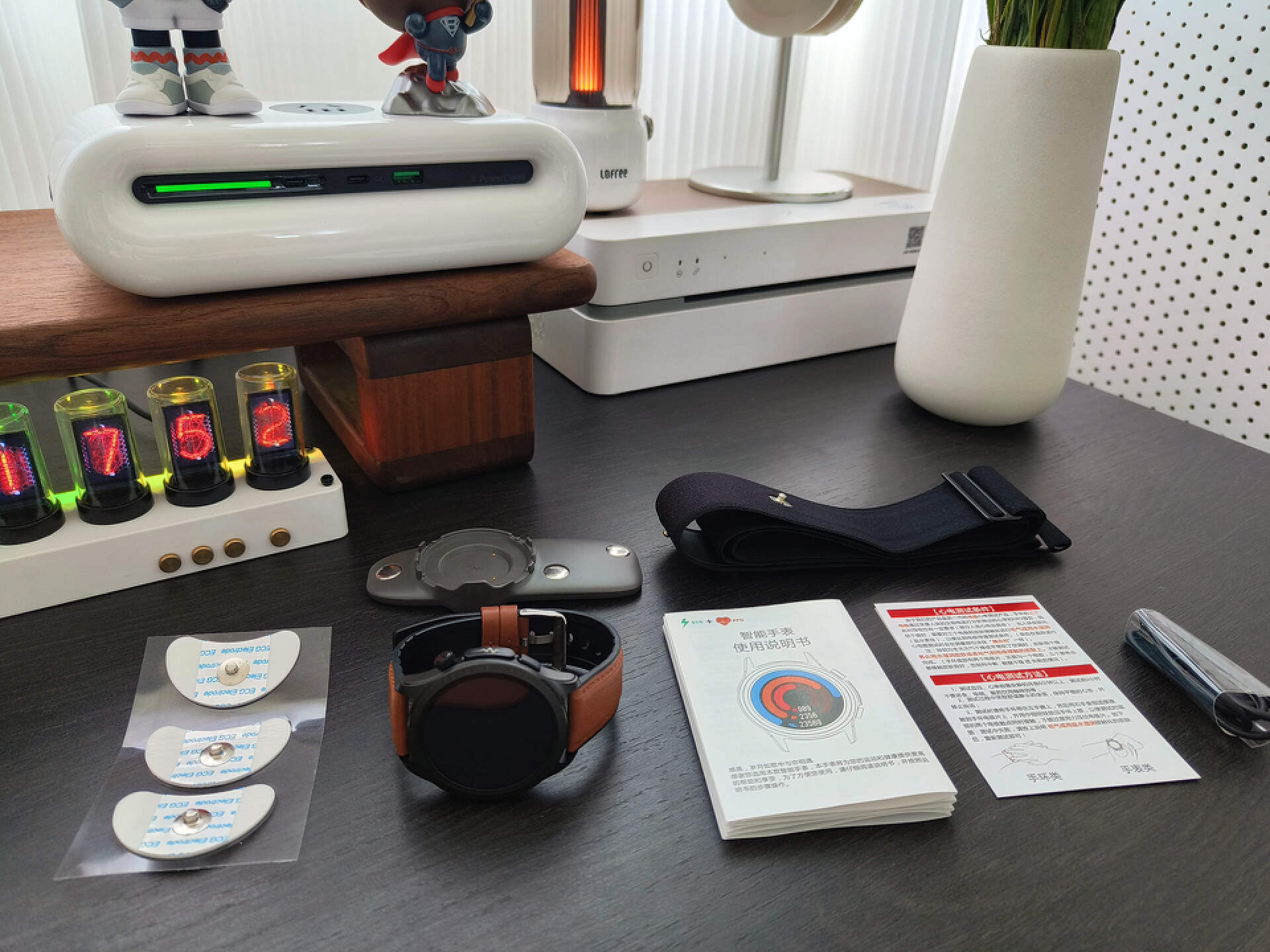 A watch, see through your health: the smart watch that can be used as a ...