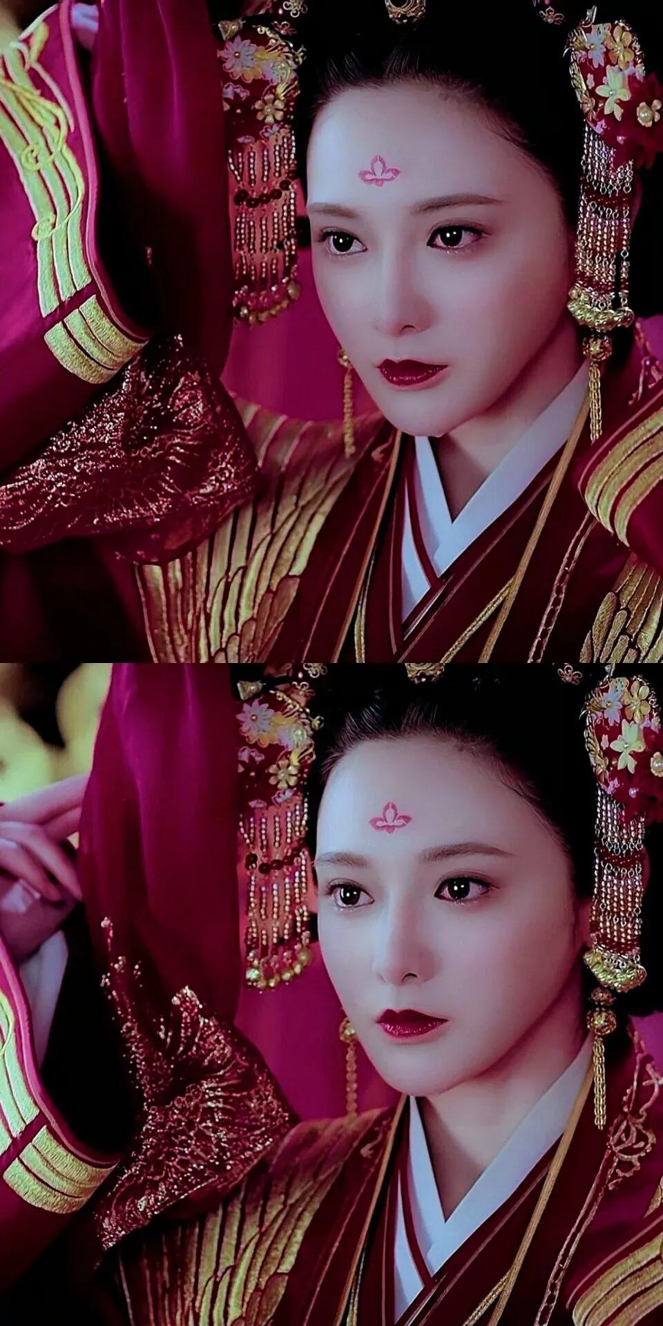 TV series "East Palace" Peng Xiaoran as Qu Xiaofeng - iNEWS