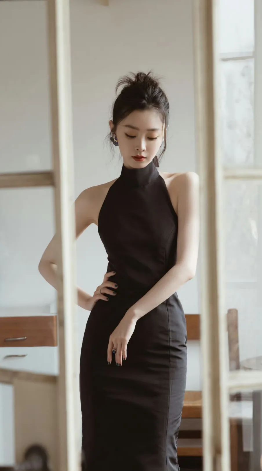 Song Yi, Huang Bo, Wu Qian, Cai Xukun, Lin Yun - iNEWS