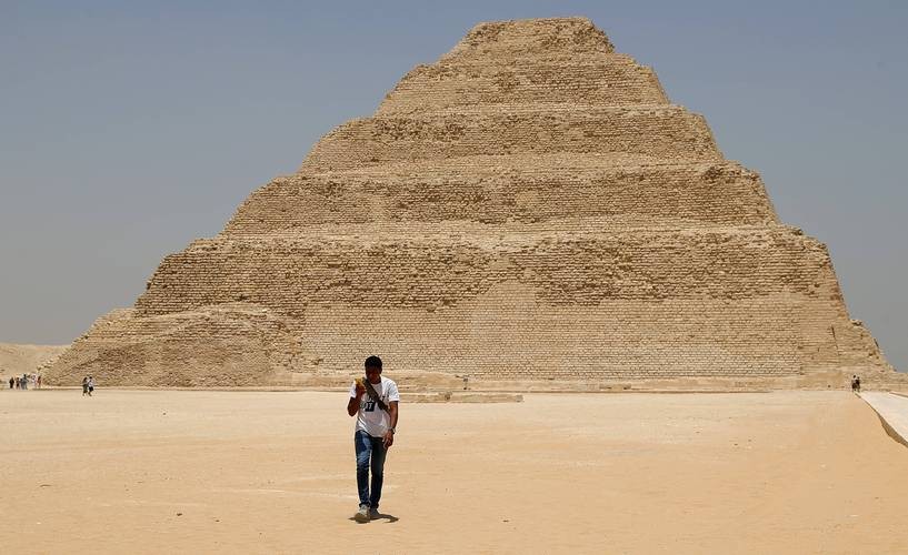 Art and Culture in Ancient Egypt: References to Pyramids, Luxor Temple ...