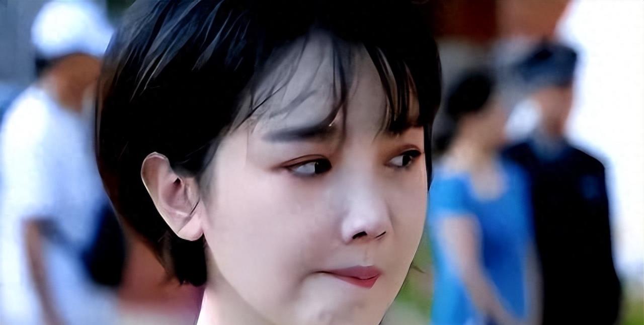 From the swimming pool to the screen, how did she fight back? - iMedia