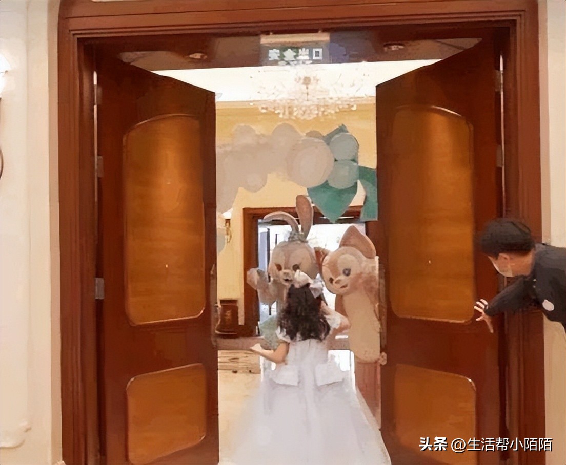 Lingna Belle is back, after being complained about "cutting leeks ...