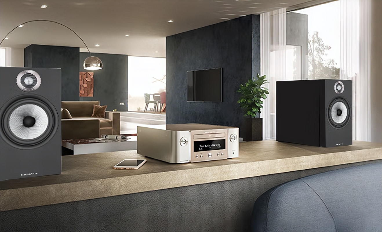 Bauer & Wilkins 607 S2 paired with Marantz MCR612 allows you to enjoy ...